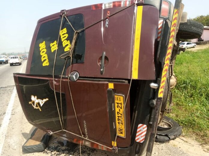 Sprinter driver & mate dissappear, 19 injured in accident at Gomoa ...
